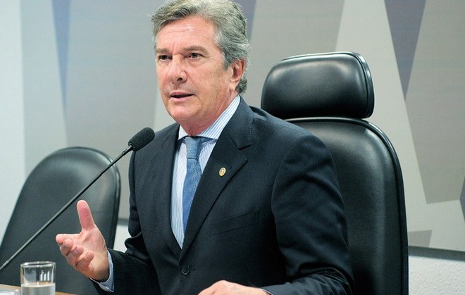 Fernando Collor anuncia pré-candidatura à Presidência em 2018 - Jornal ...