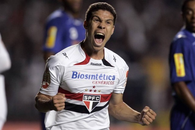 São Paulo anuncia o retorno de Hernanes em definitivo | AgoraMS - O ...